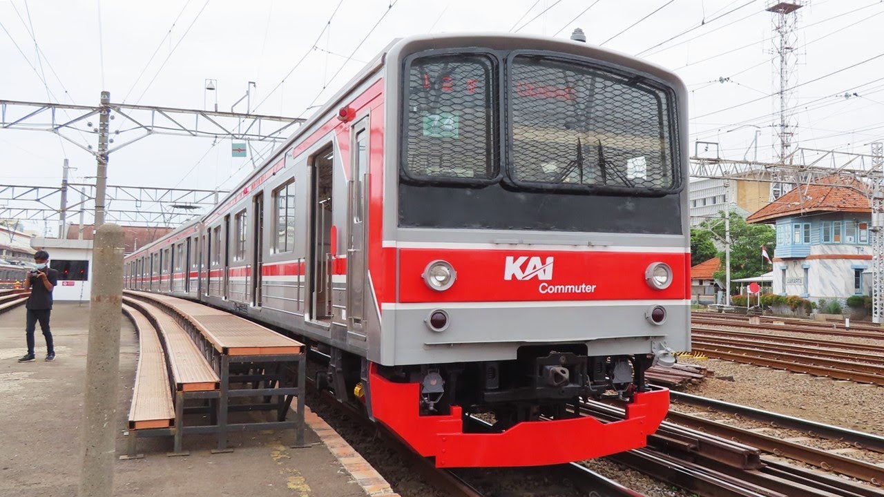 Krl Livery Terbaru Krl Cikarang Jr 205 74 And 30 Ex Yokohama Line
