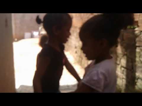 Minha netinha dancando
