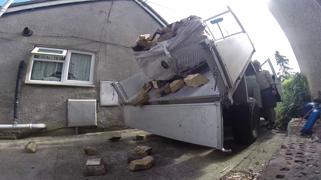 200 mph Road trip to Nailsworth, Delivering logs. - YouTube