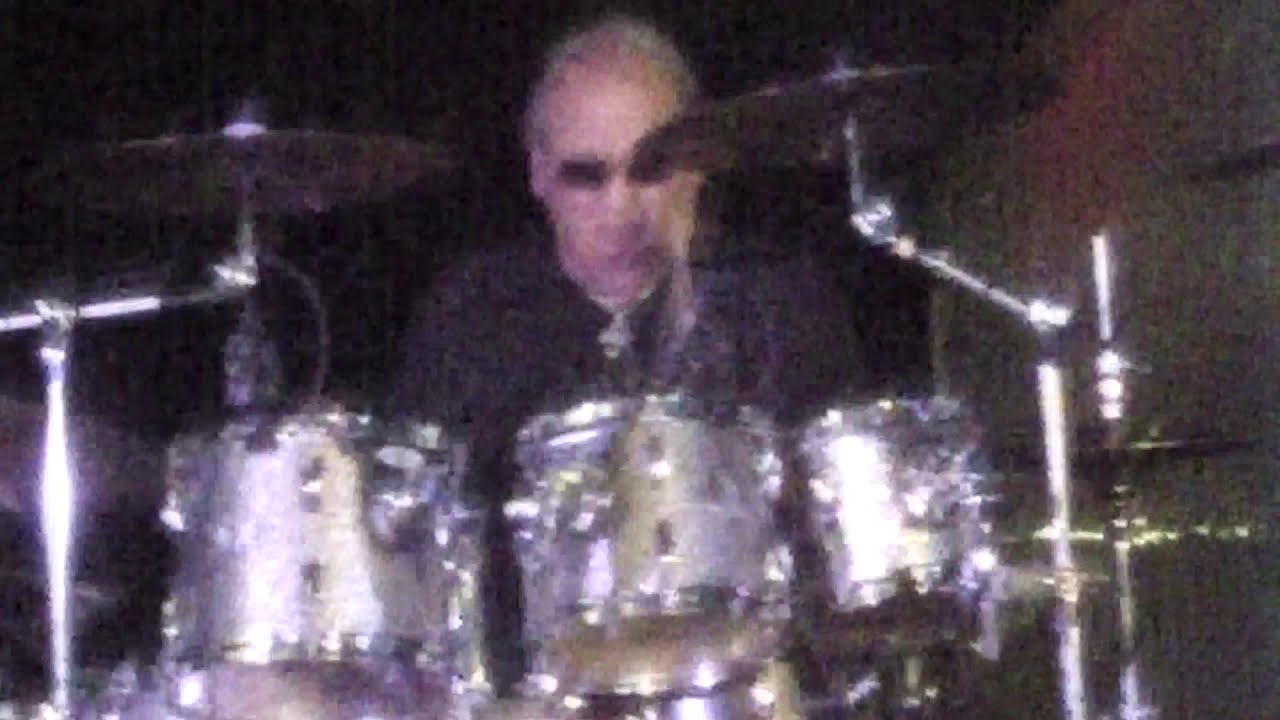 DRUM SOLO CANEDY / Carl Canedy Blues on the Bridge - YouTube