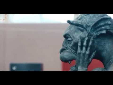 Denver international airport gargoyle - YouTube