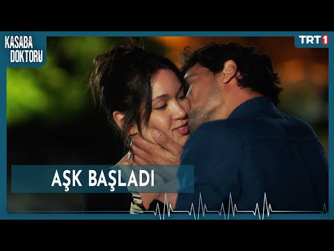 Leyla, Ömer'le sevgili olmak istediğini söyledi! - Kasaba Doktoru 16. Bölüm