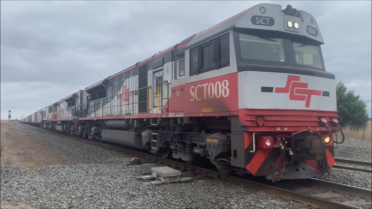 Up SCT 3PM9 with SCT008 SCT012 CSR008 at Gheringhap heading from Perth ...
