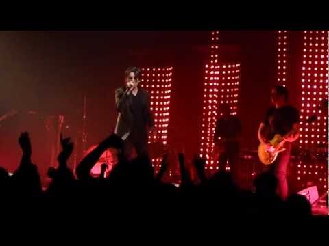 Benjamin Biolay - Rendez Vous Qui Sait & Mon amour m'a baisé @ Casino de Paris by Isatagada