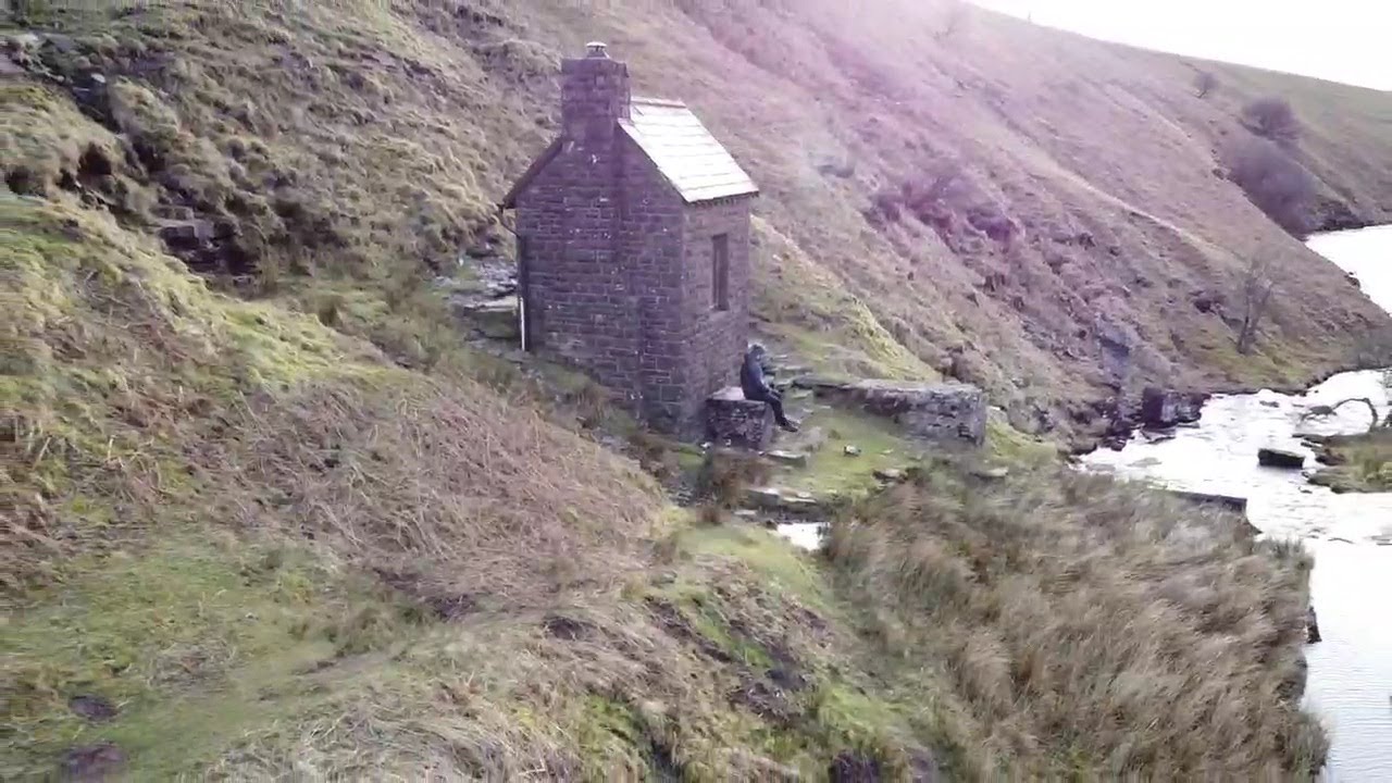 A Night In The Brecon Beacons - Grwyne Fawr Bothy - YouTube