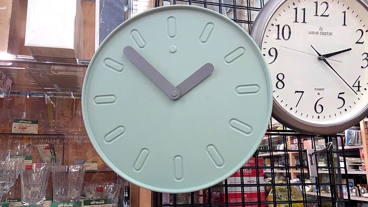 某所 中古店 IKEA 掛け時計 SLIPSTEN - YouTube