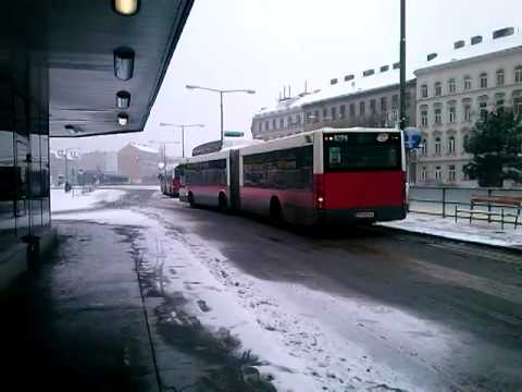 Autobus Linie 10A Meidling Hauptstraße in Wien - YouTube