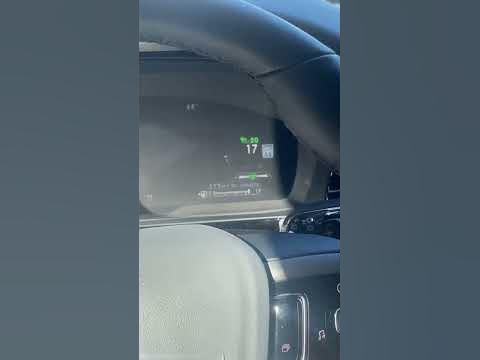 How adaptive cruise control works - YouTube