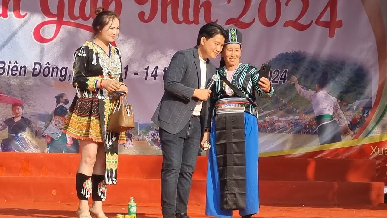 Mang Vang Hu Nkauj 40 xyoo mam li zoo nraug nyob nyab laj teb | tub hu ...