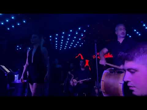 GİZEM KARA HALAY SHOW