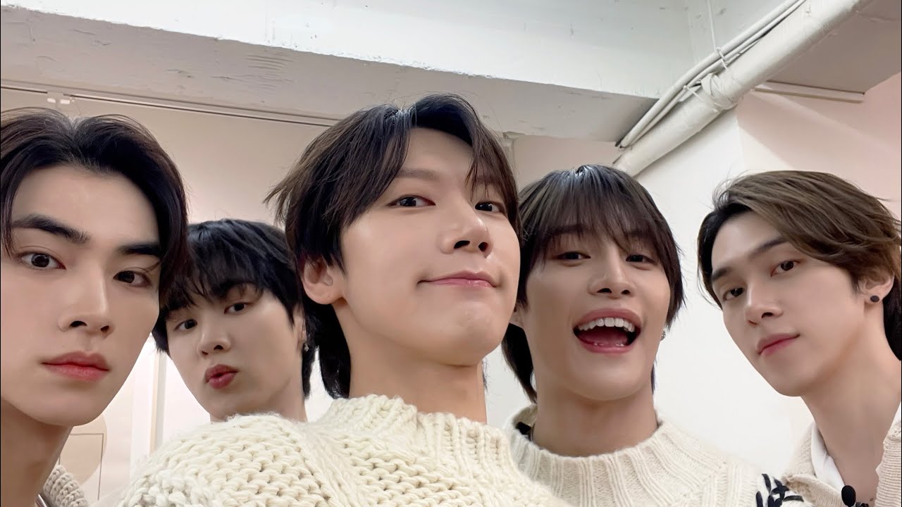 [WayV Instagram Live] WayV (威神V 위션브이) 💚Happy WayV Day💚 | 250117 - YouTube