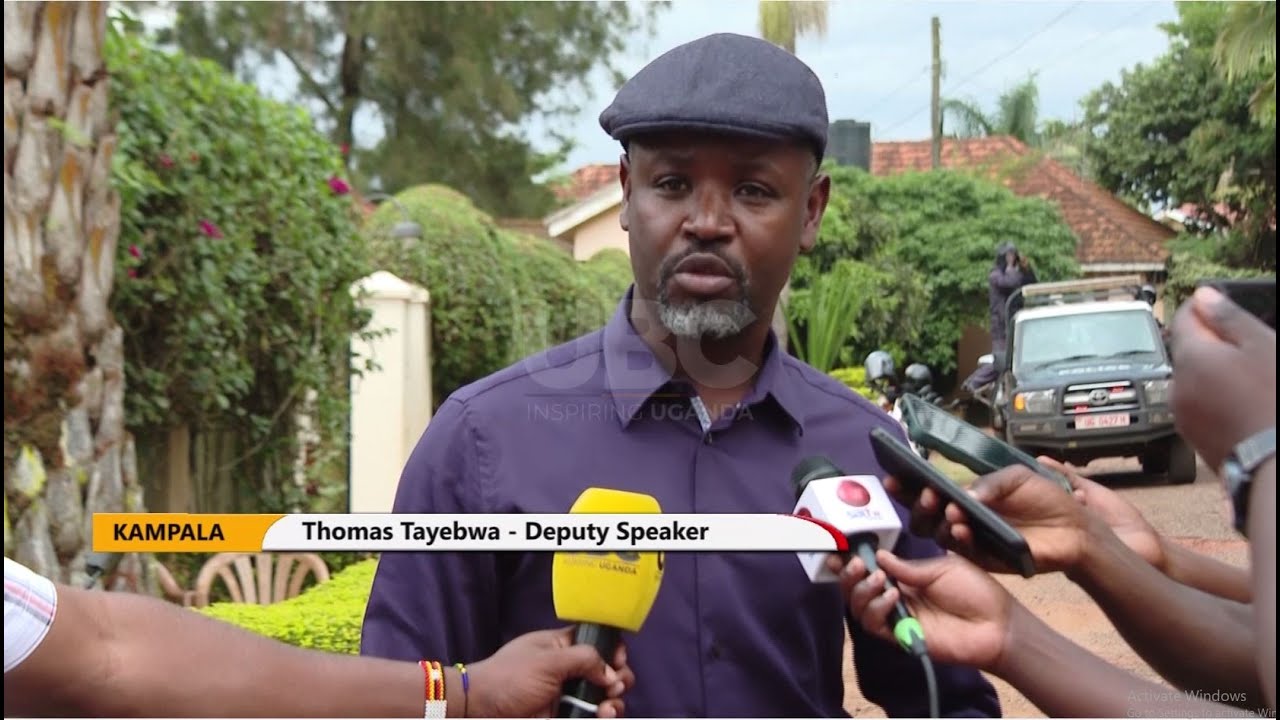 Deputy speaker, Thomas Tayebwa condoles with Aponye family - YouTube