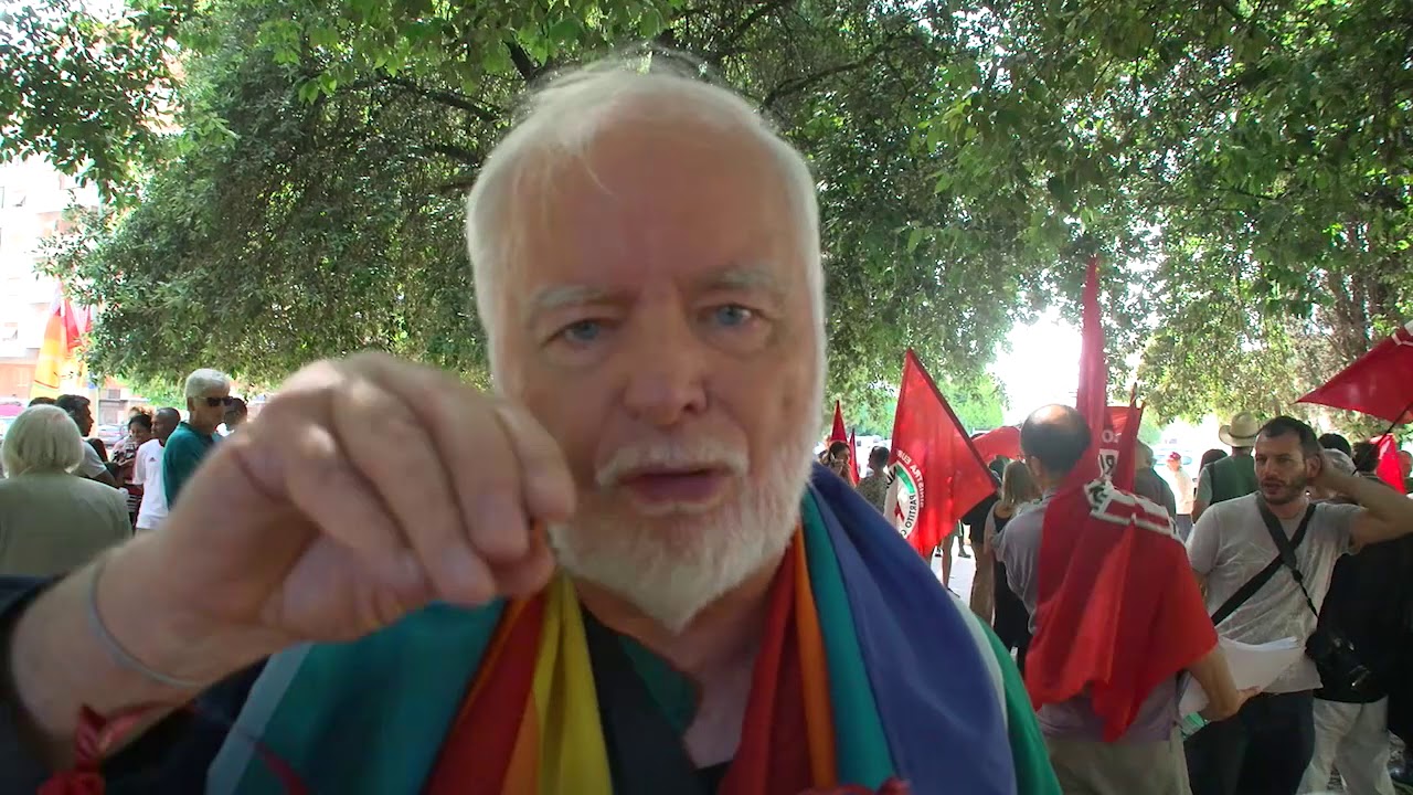 No al Pentagono di Centocelle- interviste a Bassan Salee e Patrick Boylan - YouTube