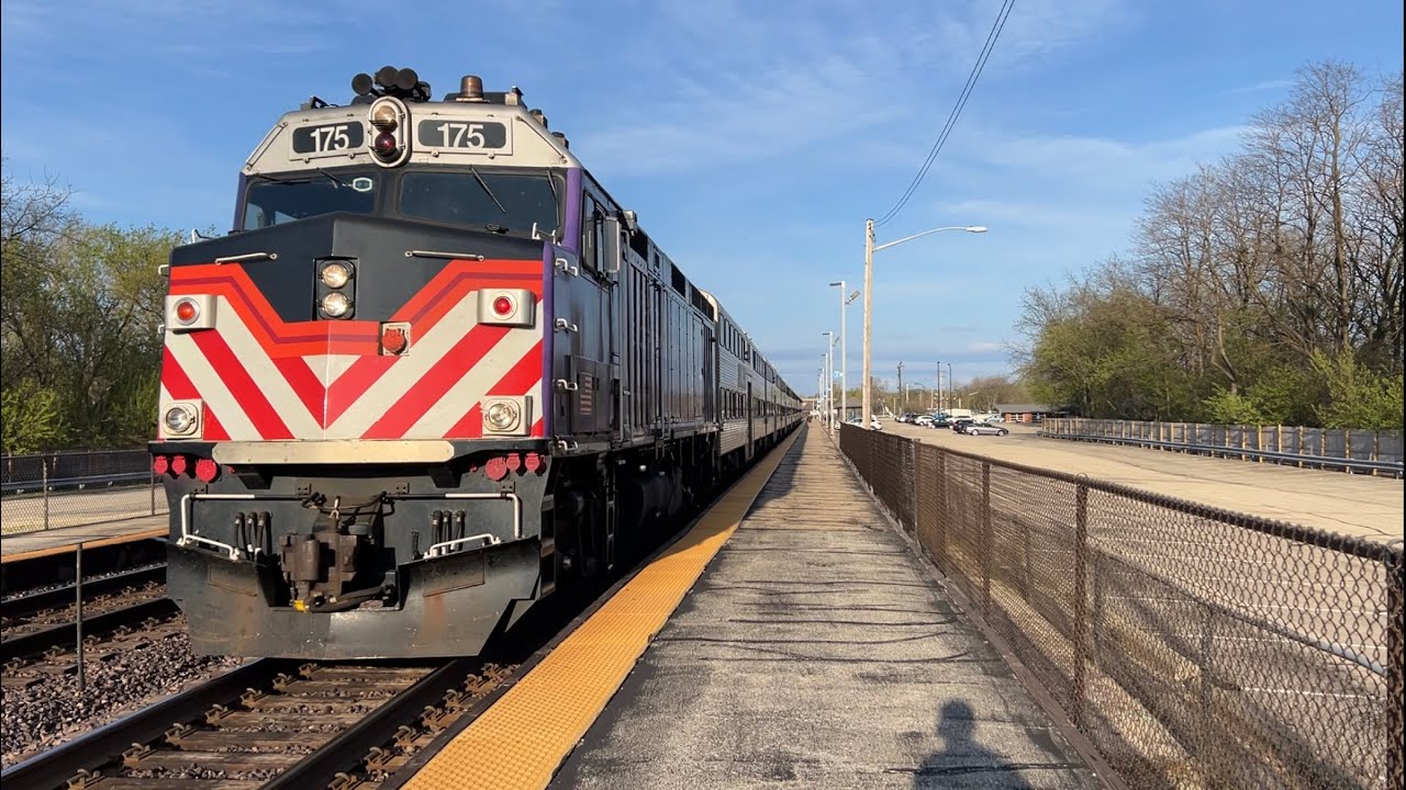 The Complete Metra Evening Rush Hour At Geneva On April 21, 2023 - YouTube