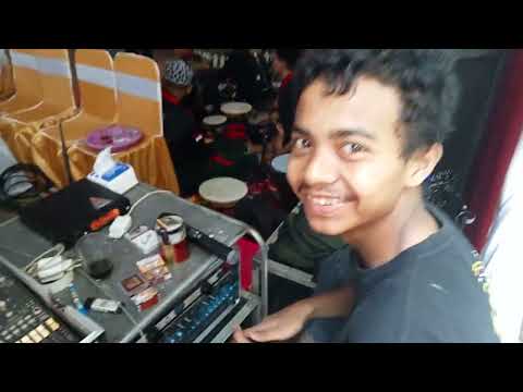 Masih di acara hajatan lur,, tempatnya di desa mlinjon kecamatan karangan