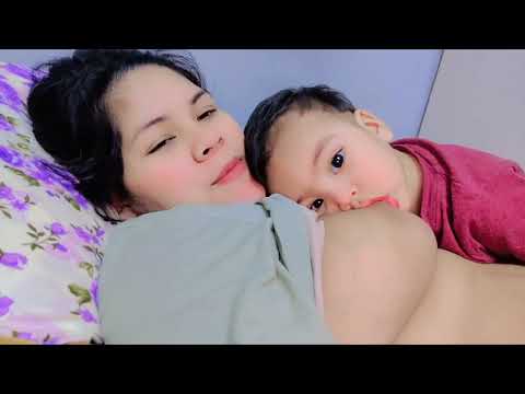 Mommy Breastfeeding Little One With Love 💕🤱 | Breastfeeding Vlog 2025 | Subscribe For More 💕💕