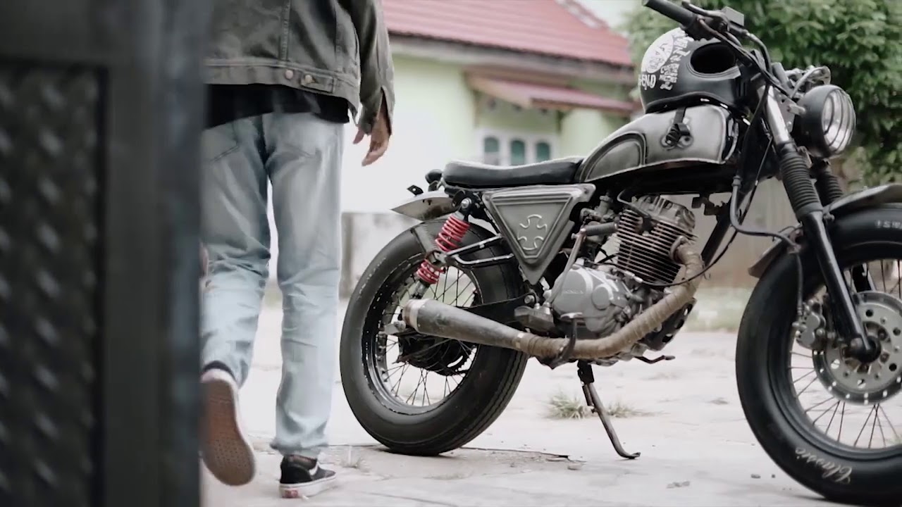 Custom Japstyle Sederhana Honda Megapro 2004 - YouTube