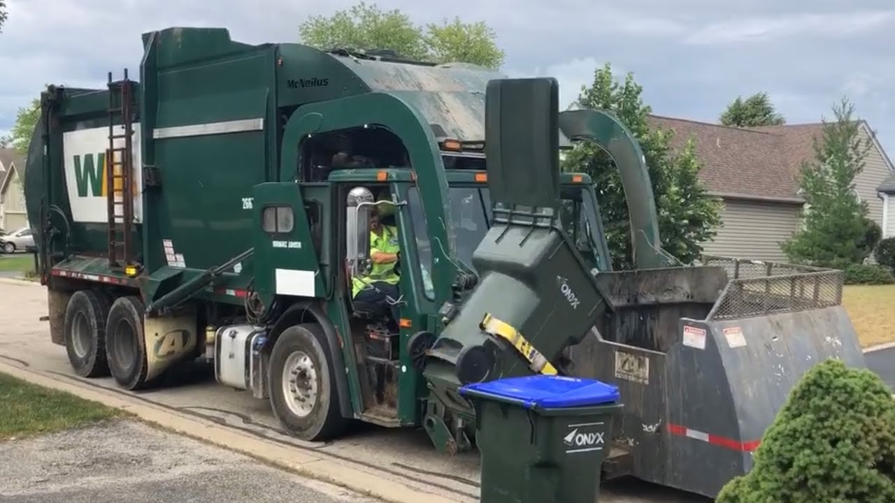 One Of WMs Coolest Curotto Can Garbage Trucks - YouTube