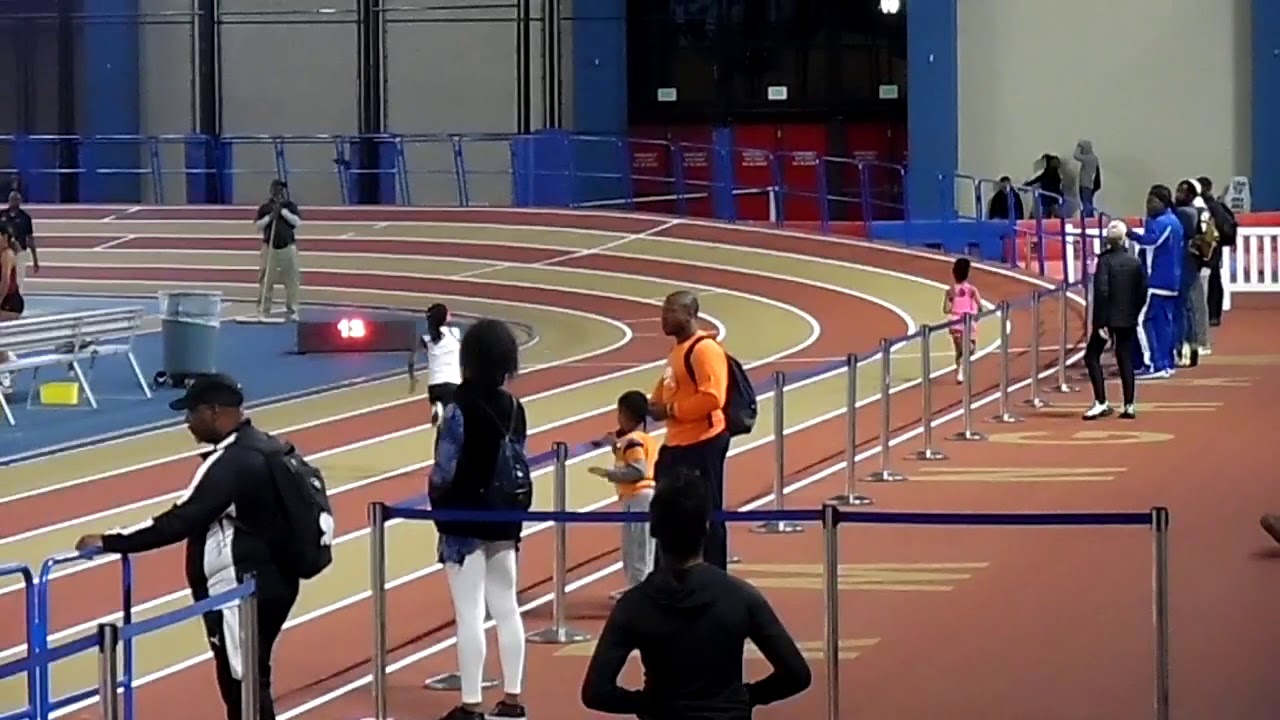 Kyleigh Mitchell 8u 200m 2019 USATF GALLERIA GAMES - YouTube