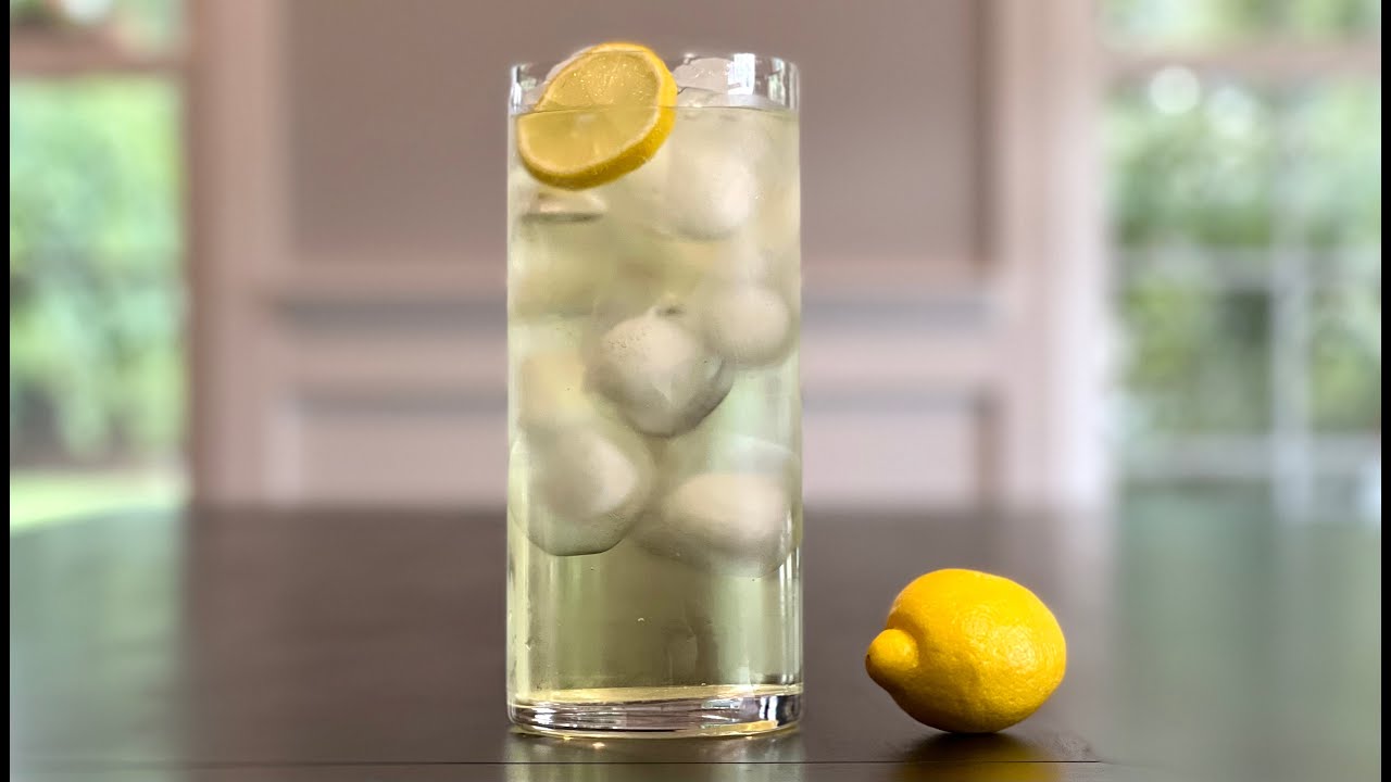 Ice Cubes Clinking and Crackling in Drink Sound Effect and Stock Video ...