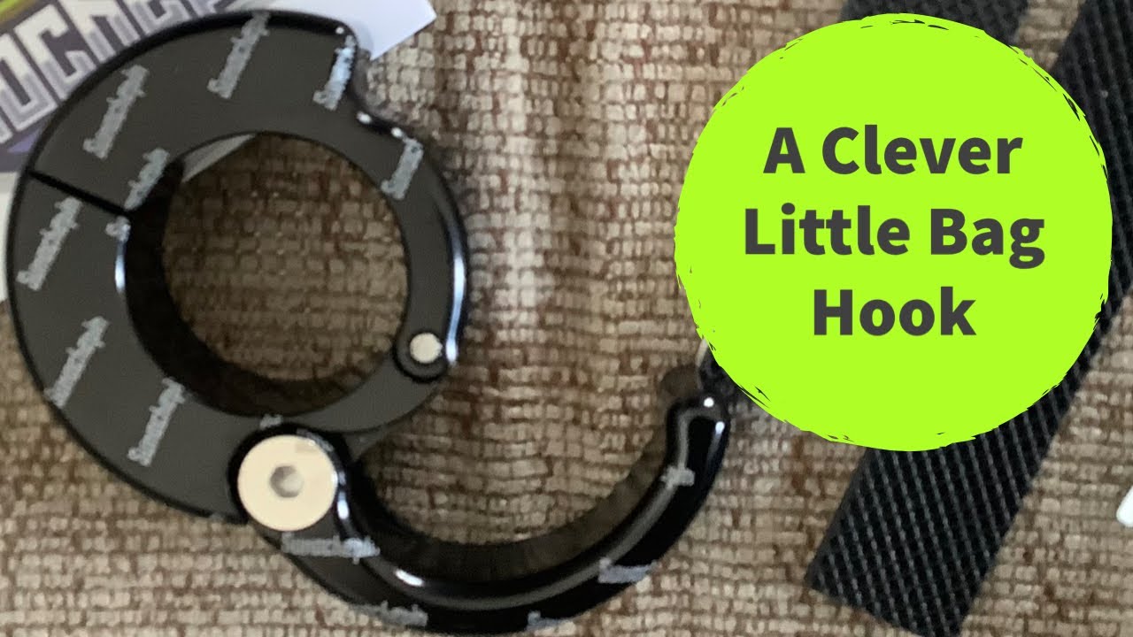 Aprilia SR GT 125 : A Clever Little Bag Hook - YouTube