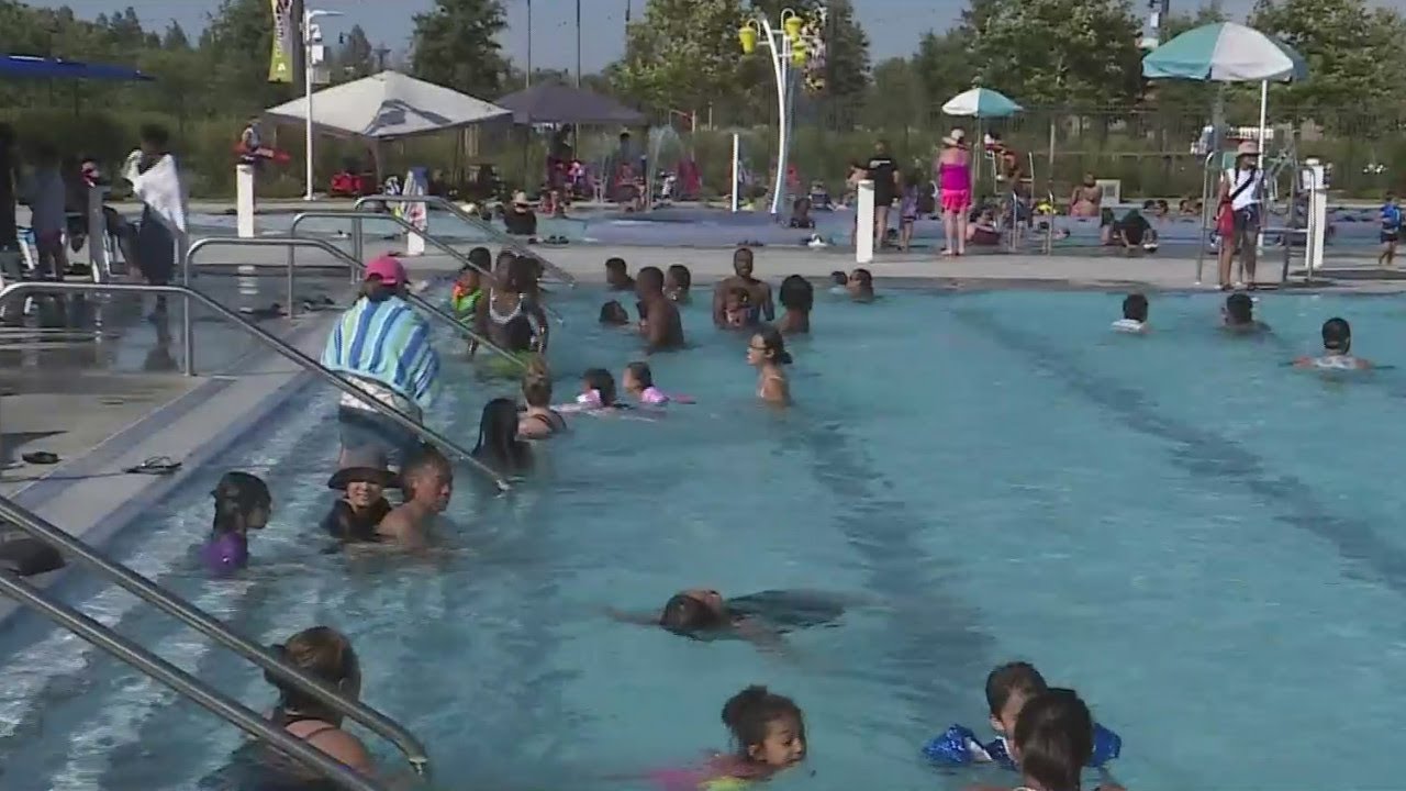 Keeping Cool On A Sweltering Saturday, Without Using Too Much A/C - YouTube