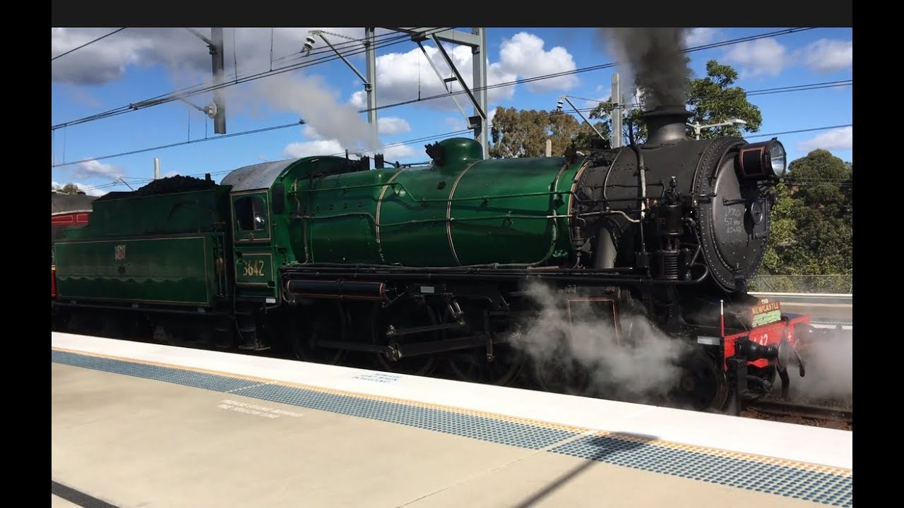 Australian Steam Locomotives - 3642 at Eastwood Station - YouTube