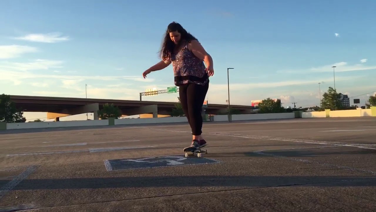 Fat girl trying to learn how to skateboard and this is like the 17th ...