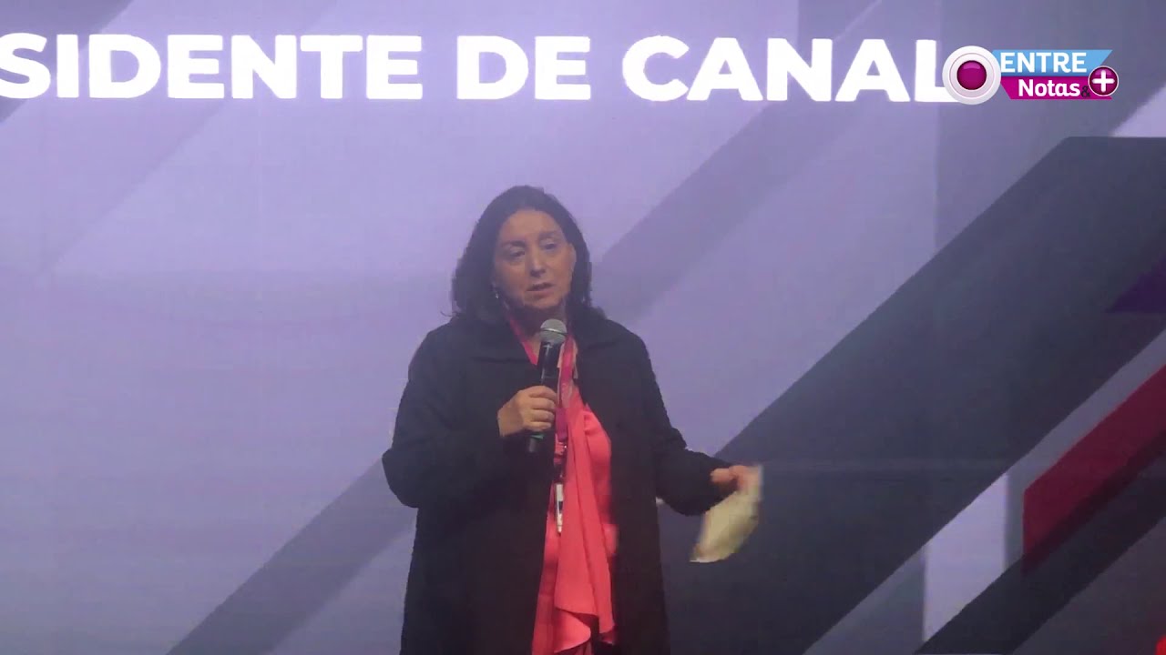 JUANA URIBE VICEPRESIDENTE CANAL CARACOL - YouTube