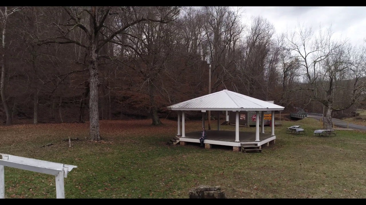 Pine Knob / Hobo Holler Kentucky in 4K - YouTube