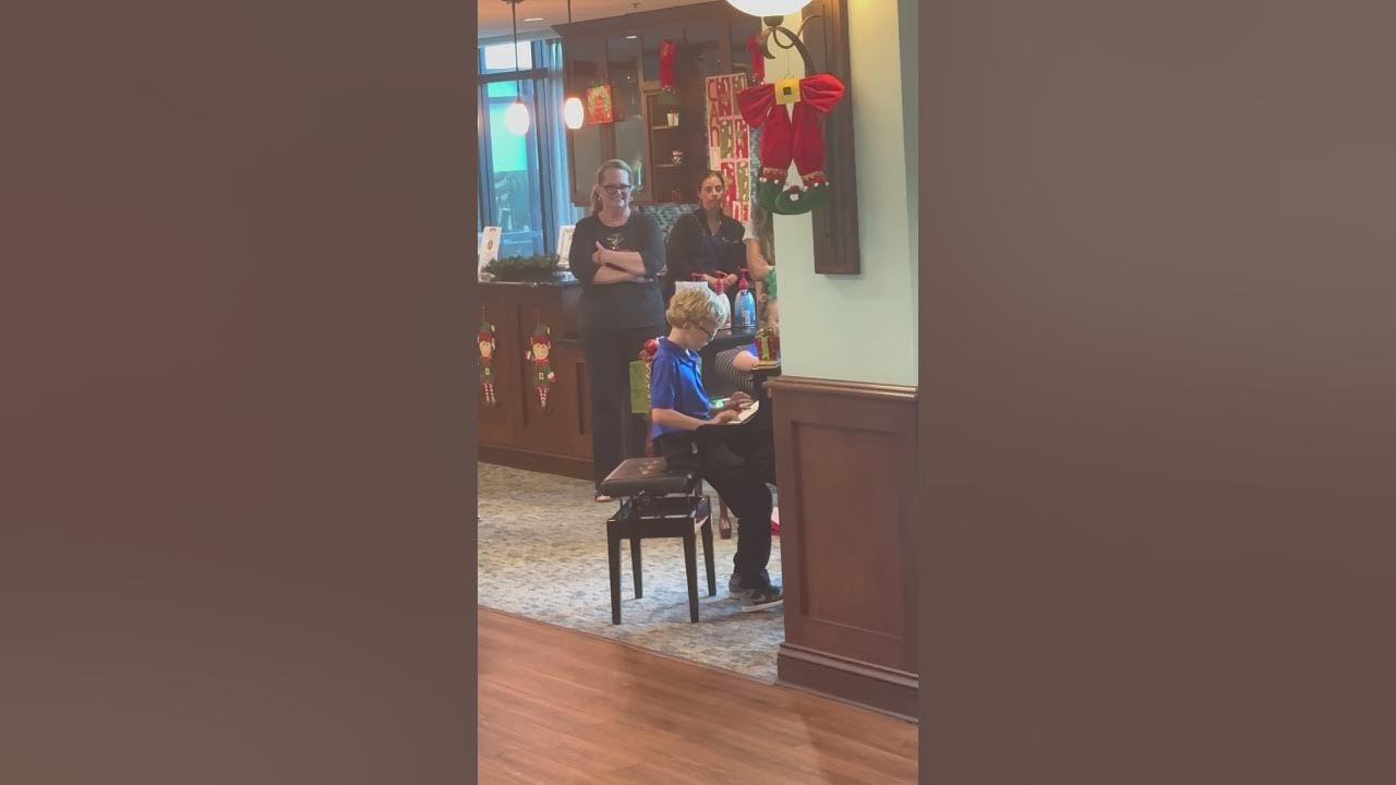 Jake's first piano "recital" - YouTube