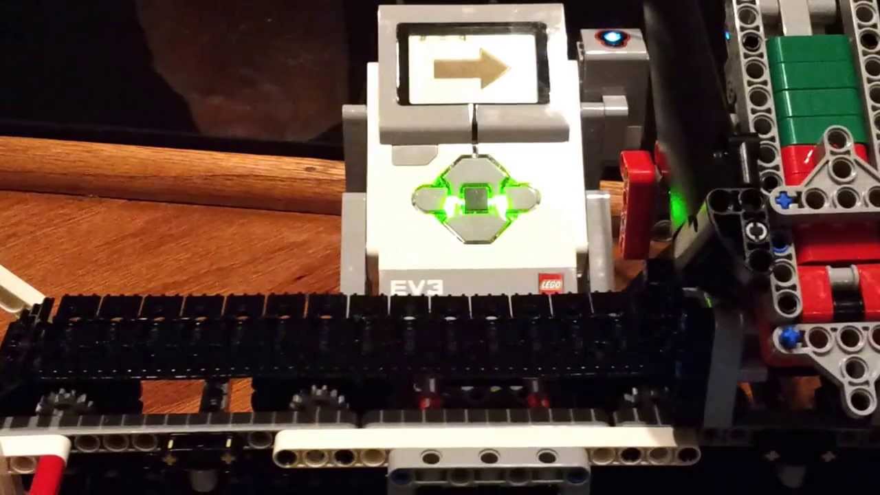 EV3 Color Sorter Model in Action / Demo - YouTube