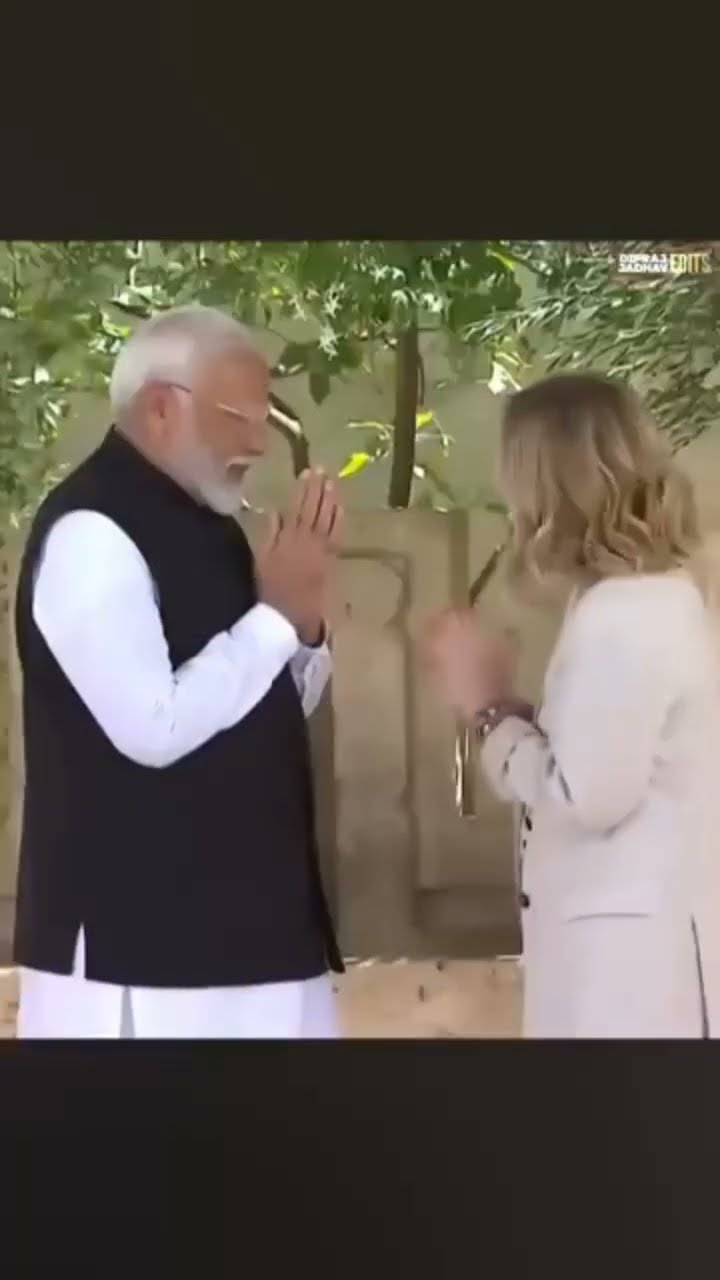 thukra key mera pyar🔥 narendra modi with his girlfriend - YouTube
