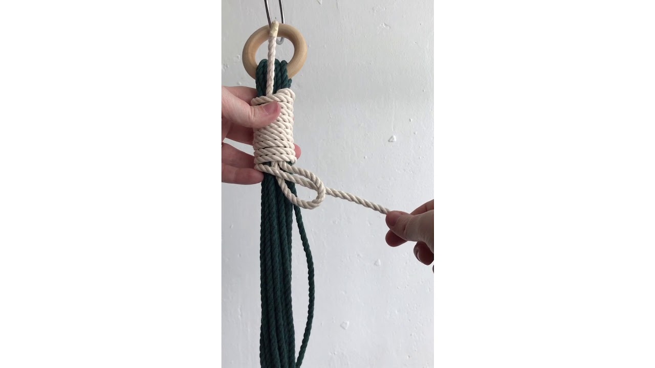 Macrame Gathering Knot Tutorial - YouTube