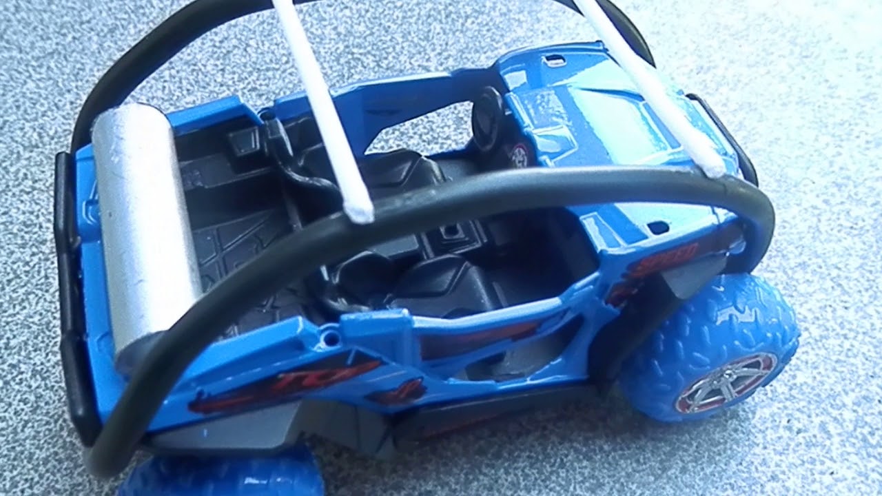 Plug-in-hybrid car with detachable gas turbine/ICE rear range extender ...