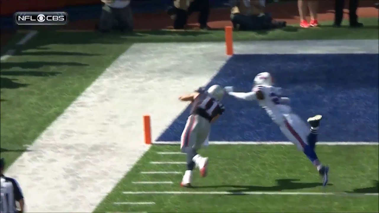 Miami wide receiver Jarvis Landry delivers devastating cheap shot