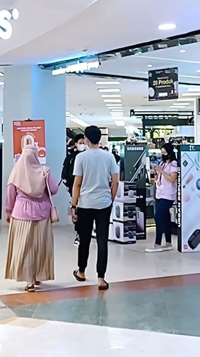 Akbar Hasri Prank Salto Didalam Mall?😱🔥 - YouTube