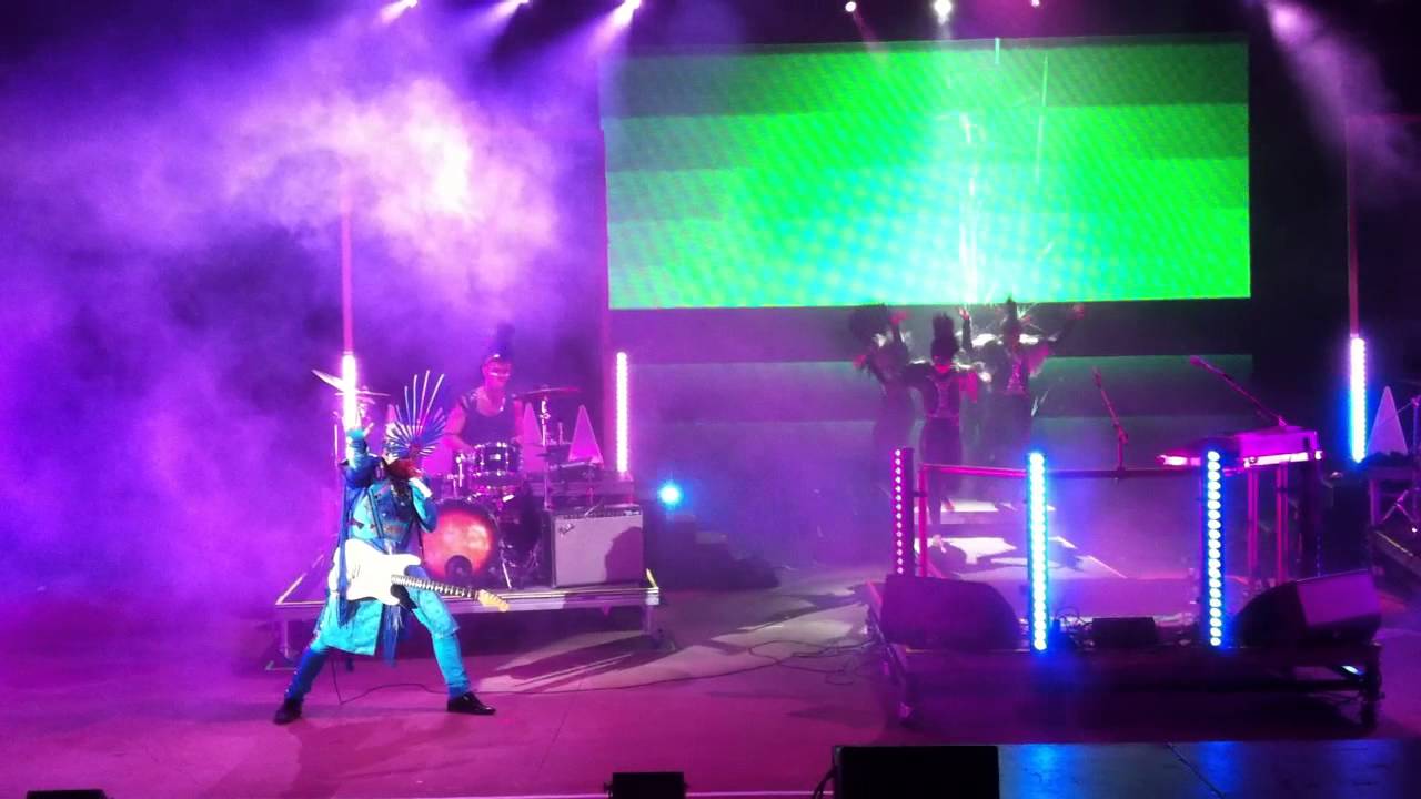 Empire of the Sun (live at Red Rocks) - YouTube