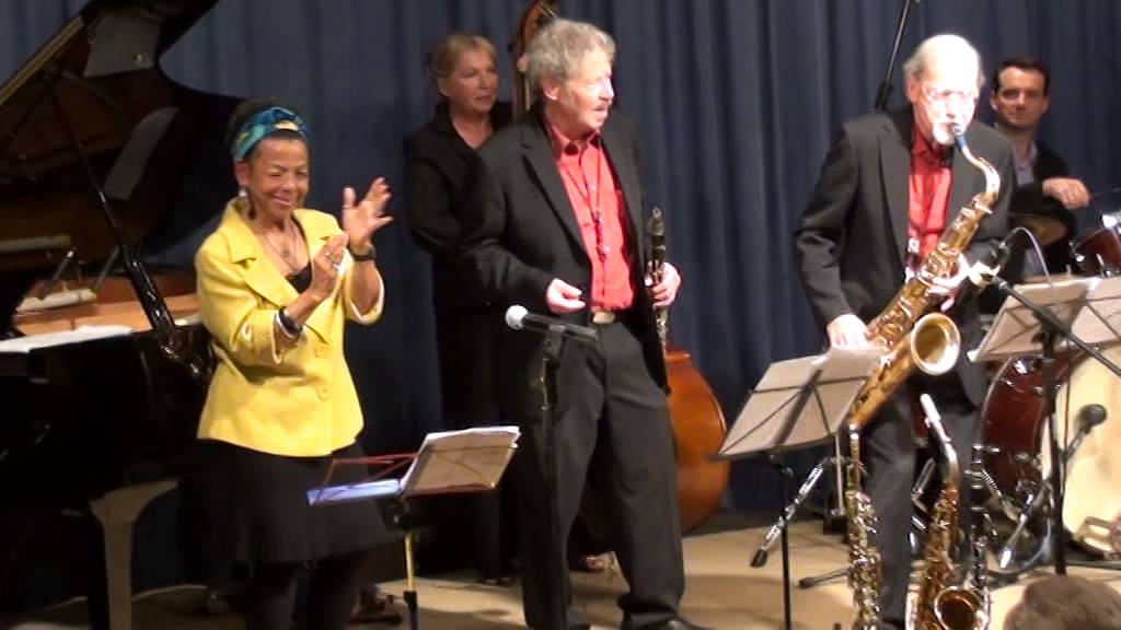 Barrelhouse Jazzband, Lilian Boutté: Shake that thing - YouTube