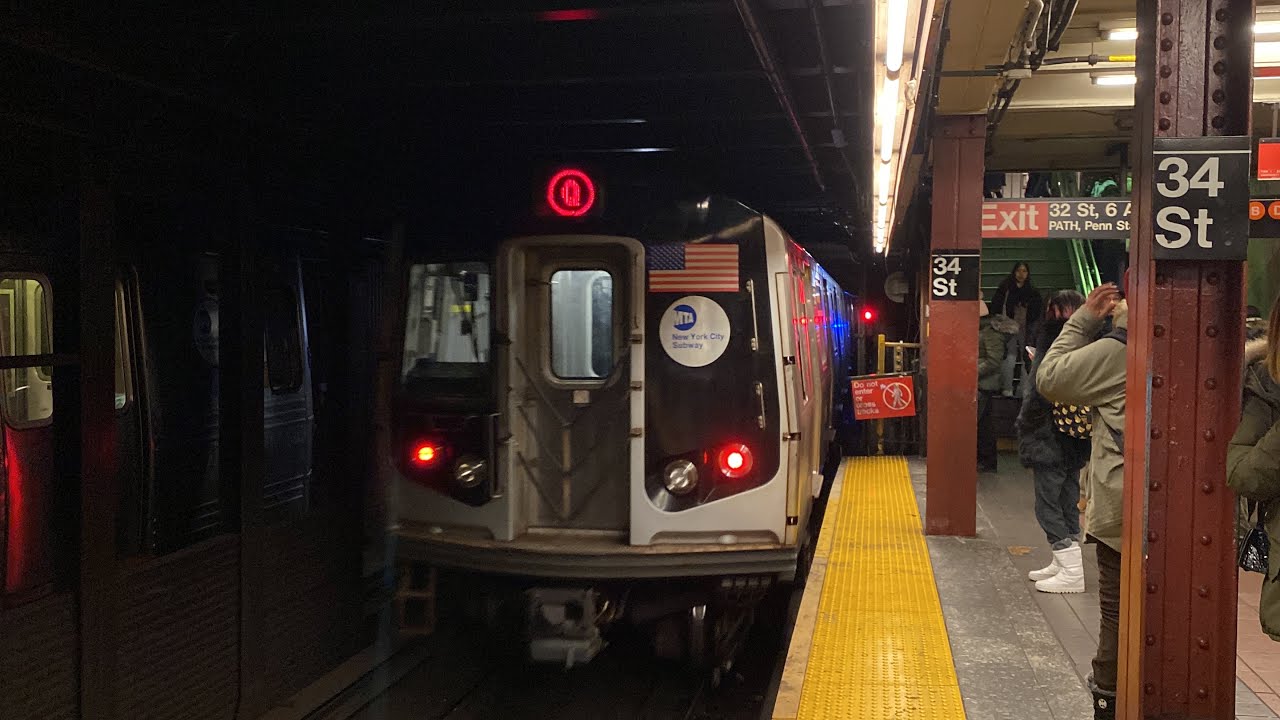 NYC Subway: R160 Q train arriving and departing 34th St-Herald Sq - YouTube