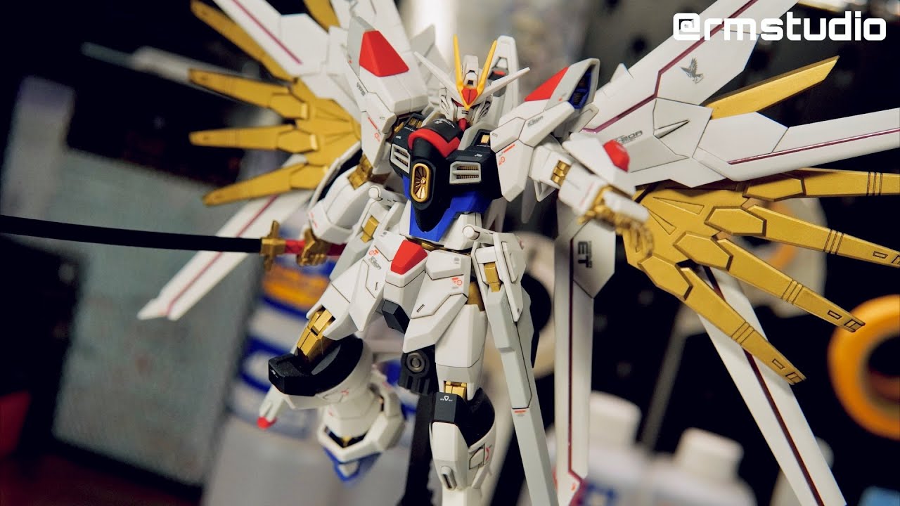 HG 1/144 MIGHTY STRIKE FREEDOM GUNDAM Speed build custom paint - YouTube