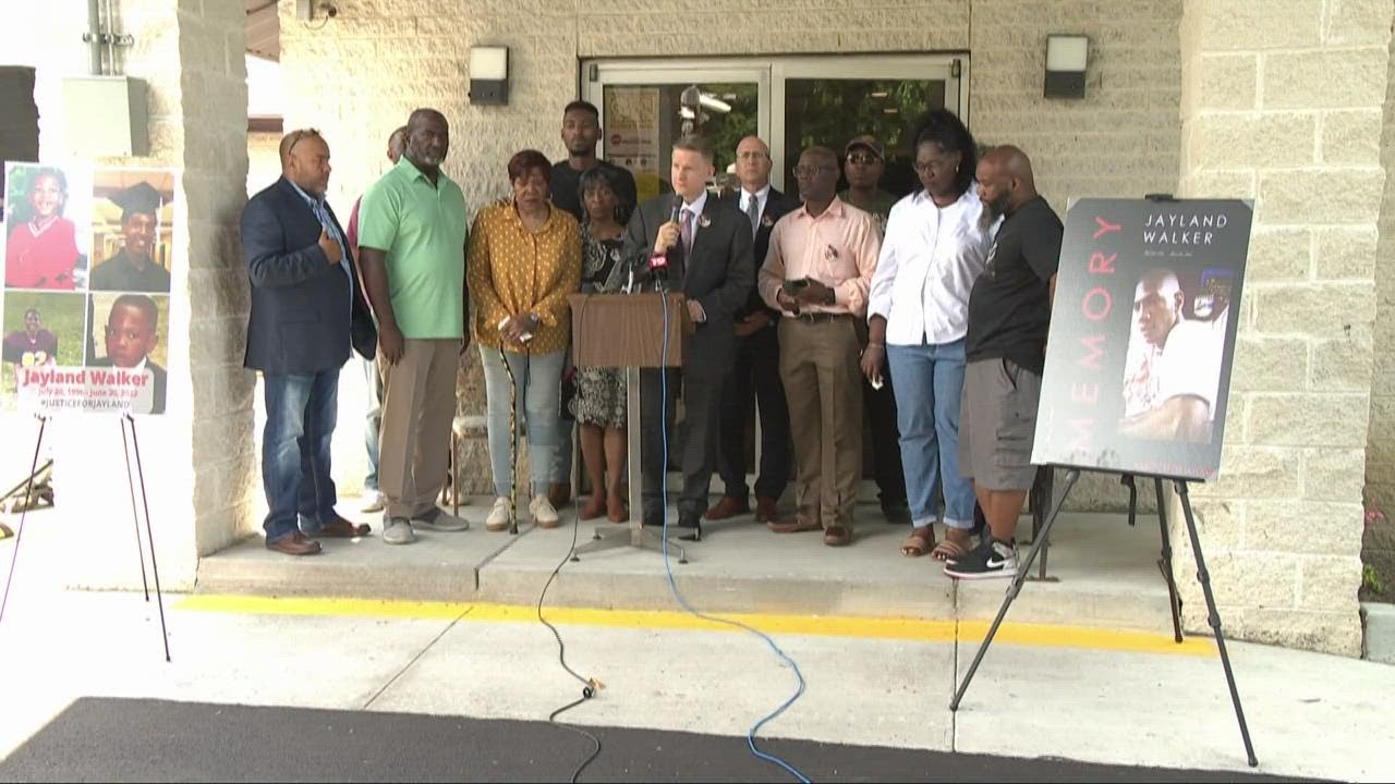 Family of Jayland Walker holds press briefing to 'denounce Akron Police ...