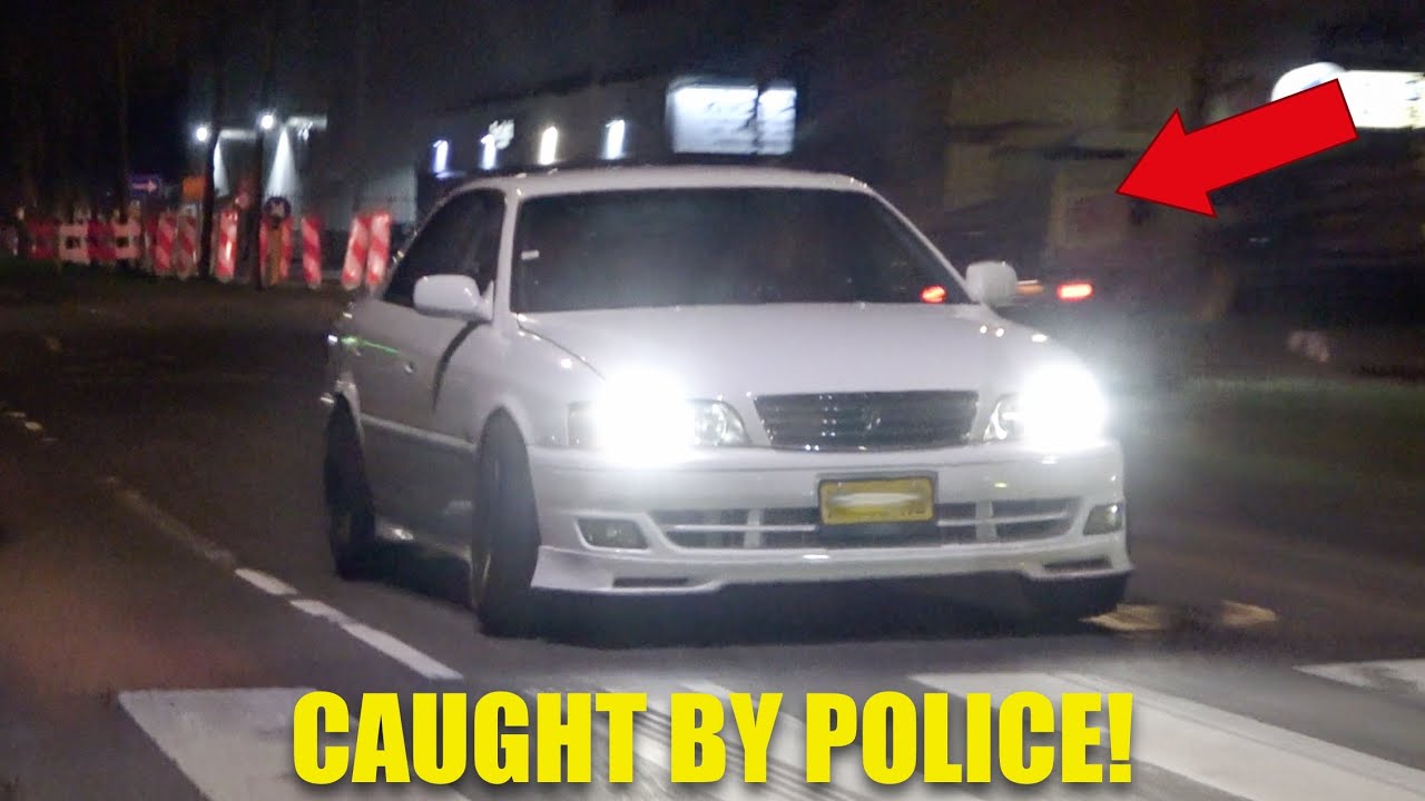 Tuner Cars Leaving Night Meet - Toyota Chaser Powerslide IN FRONT OF ...