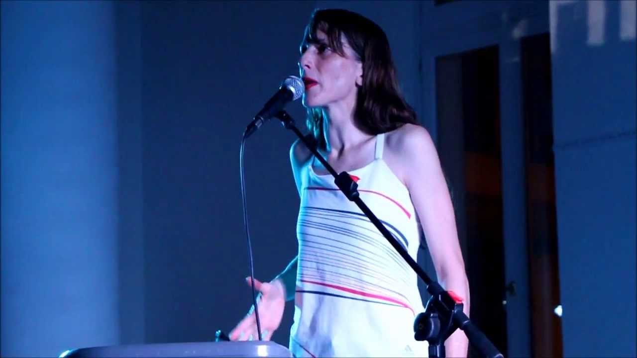 LISA PAPINEAU - live HD stereo (CHIEDI ASILO AVELLINO 29.11.2013) - YouTube
