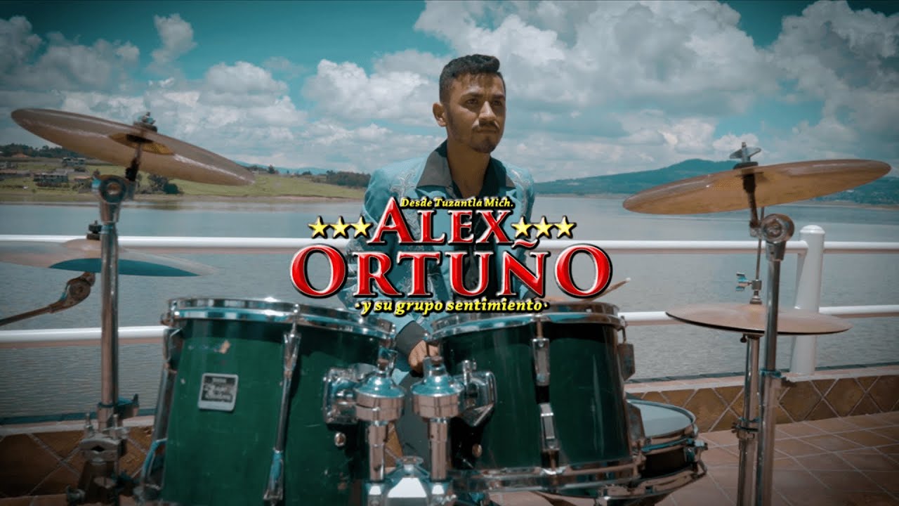 Alex Ortuño y su Gpo Sentimiento | Acercate | Video Oficial - YouTube