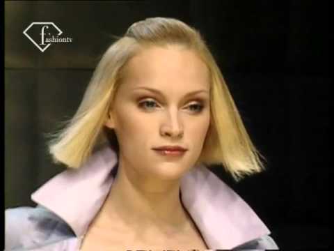 Valentino Spring/Summer 1997 Haute Couture Show - YouTube
