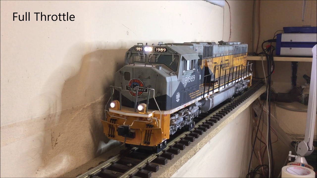USA TRAINS SD70MAC UP Heritage 1989 ESU Loksound XL 4.0 - YouTube