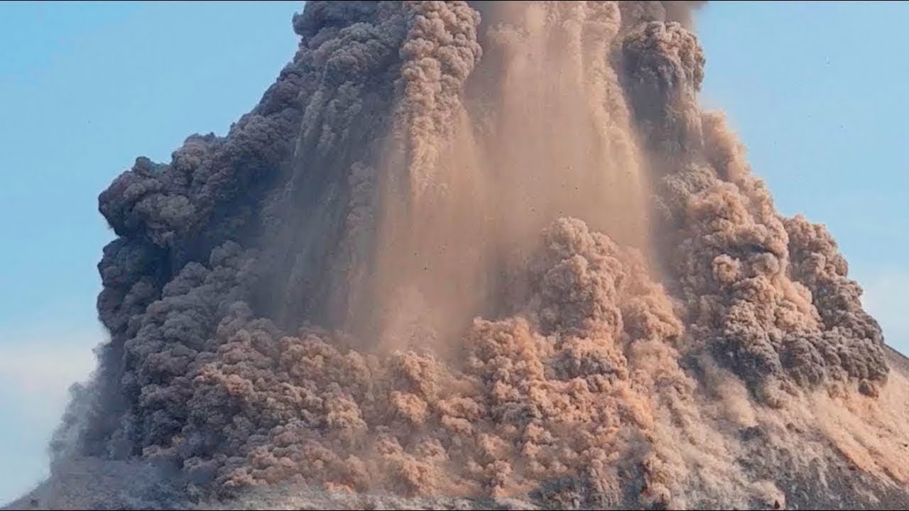 Apocalyptic Scenes: Massive Eruption Strikes Ulawun Volcano in New ...