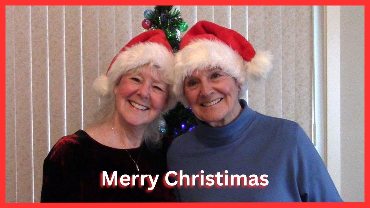 A Sisters CHRISTMAS // With Paula & Yovette - YouTube