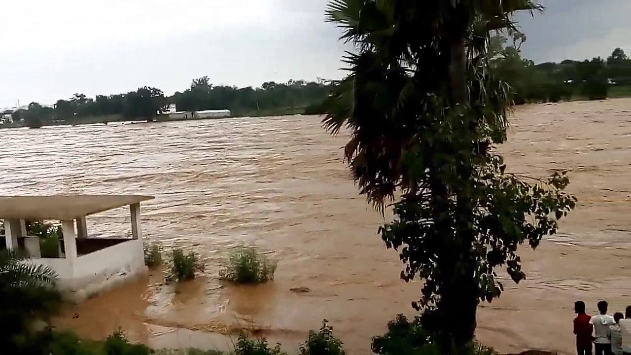 Sundargarh ib river 2017 - YouTube